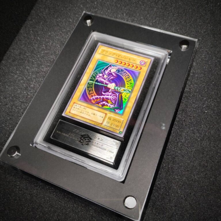 ARS鑑定 専用ケースがすごい！【with:D】Grading-type ARSverのレビュー！カードをさらに美しく！UVカットも ...